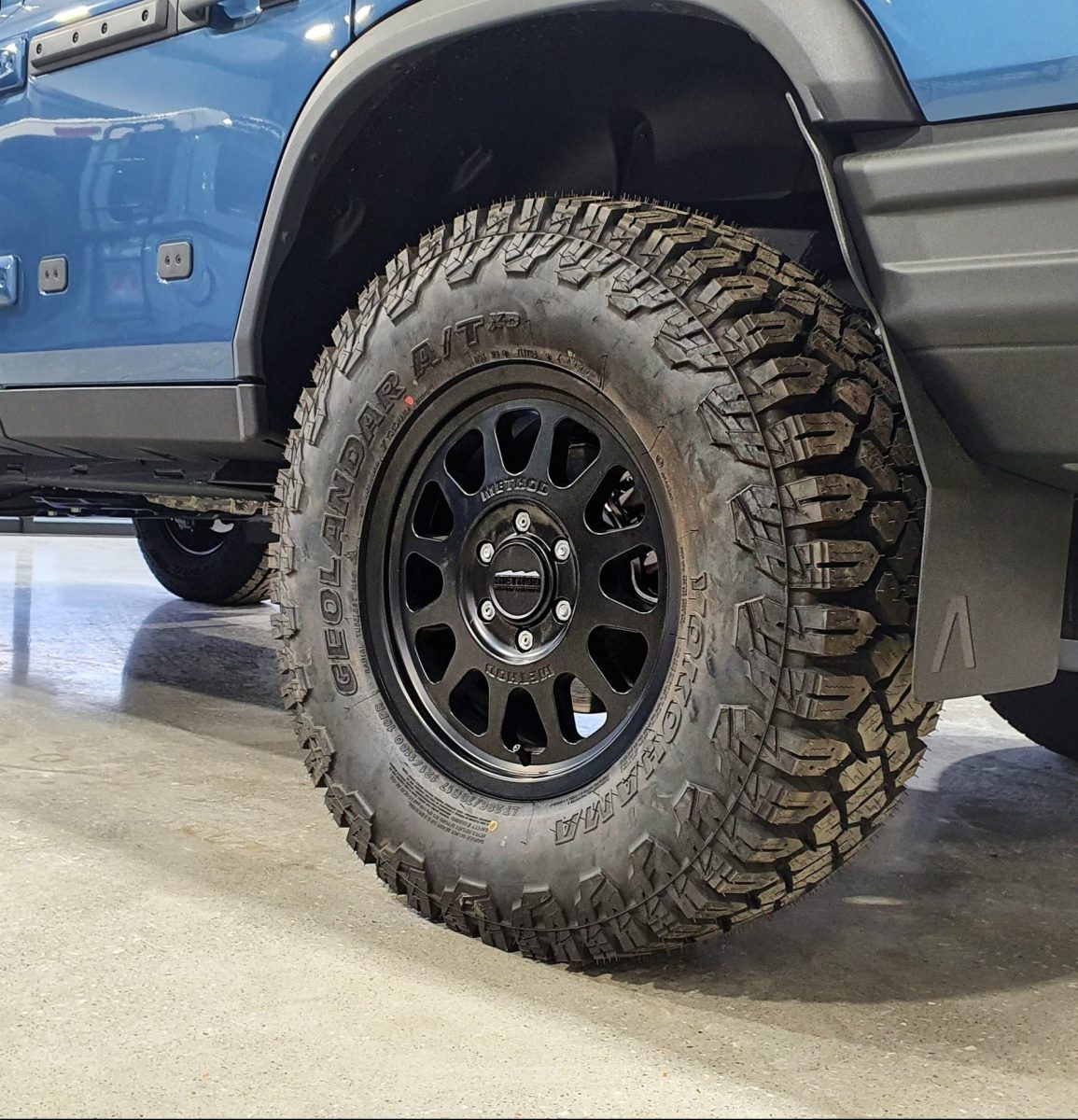 Yokohama Geolander G017 AT XD LT285/70R17 121Q - Expedition HQ