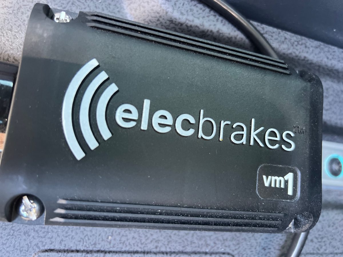 Elecbrakes Plug & Play Electric Brake Controller - INEOS Grenadier ...