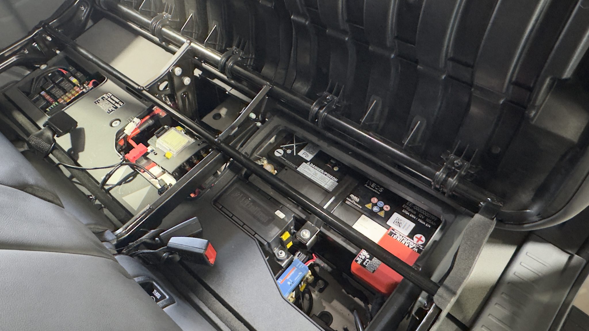 Dual Battery System Ineos Grenadier – 100Ah Auxiliary Battery & BCDC ...